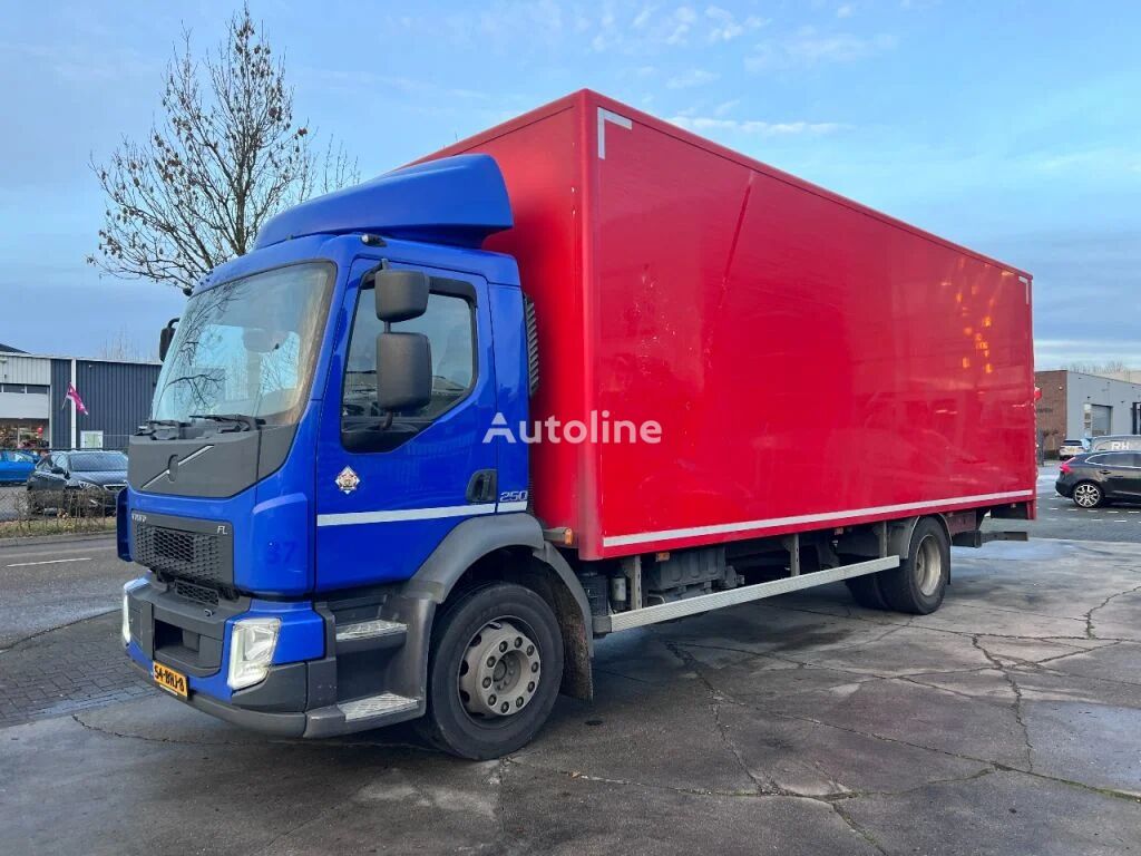 Volvo FL 250 4X2 EURO 6 504.436km DHOLLANDIA kamion furgon