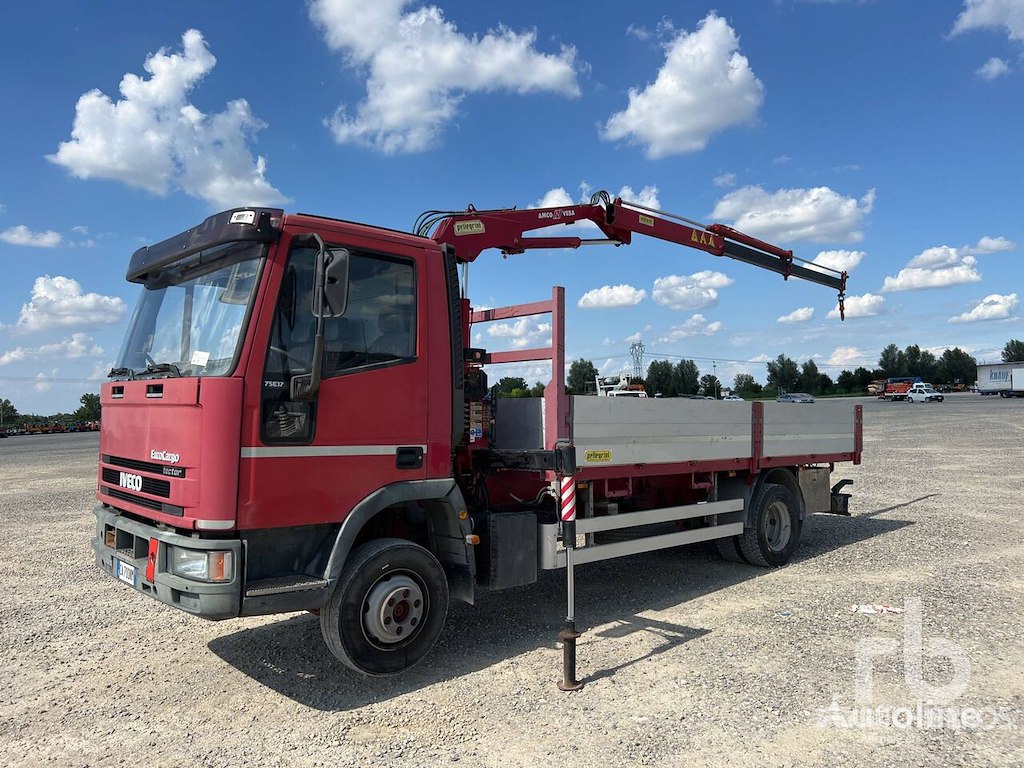Prodaje se IVECO EUROCARGO 75E17 2003 Amco Veba 703 2S 800 kg on 4x2 kamion s ravnom platformom na aukciji