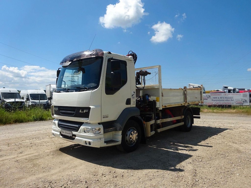 DAF 55.220 KRAN/KIPPER/KLIM A kamion s ravnom platformom