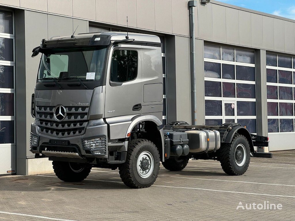 Novi Mercedes-Benz Arocs 1840 EU6 4x4 BB Standklima Leder Mirrorcam kamion šasija