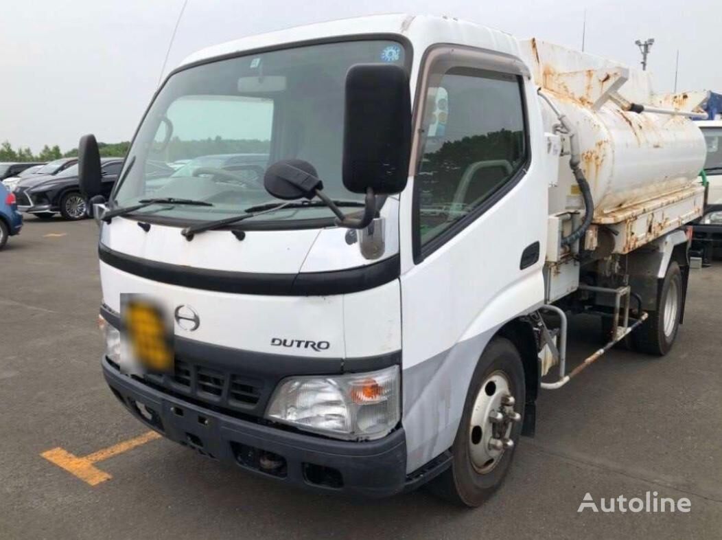 Hino Duty autocisterna