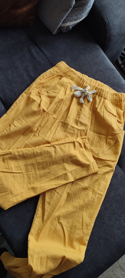 Zute lanene pantalone