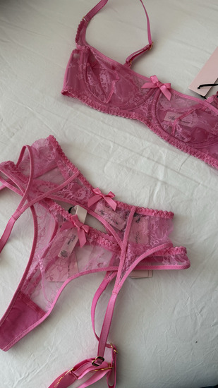 Agent Provocateur set