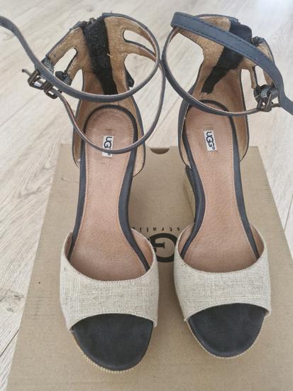Ugg sandale
