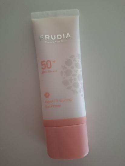 Frudia velvet prajmer-krema za lice SPF 50+