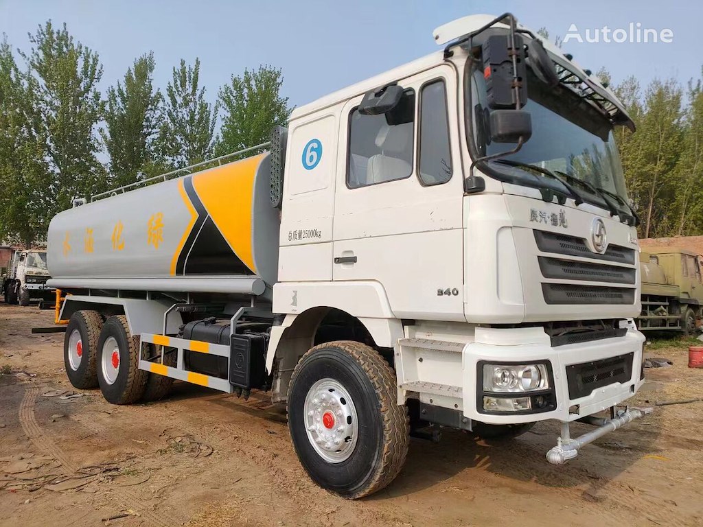 Howo shacman water truck 25-30m3 cisterna za pranje ulica