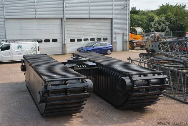 Bager za puzanje
Swampmaster 2200 amphibious ponton for excavator