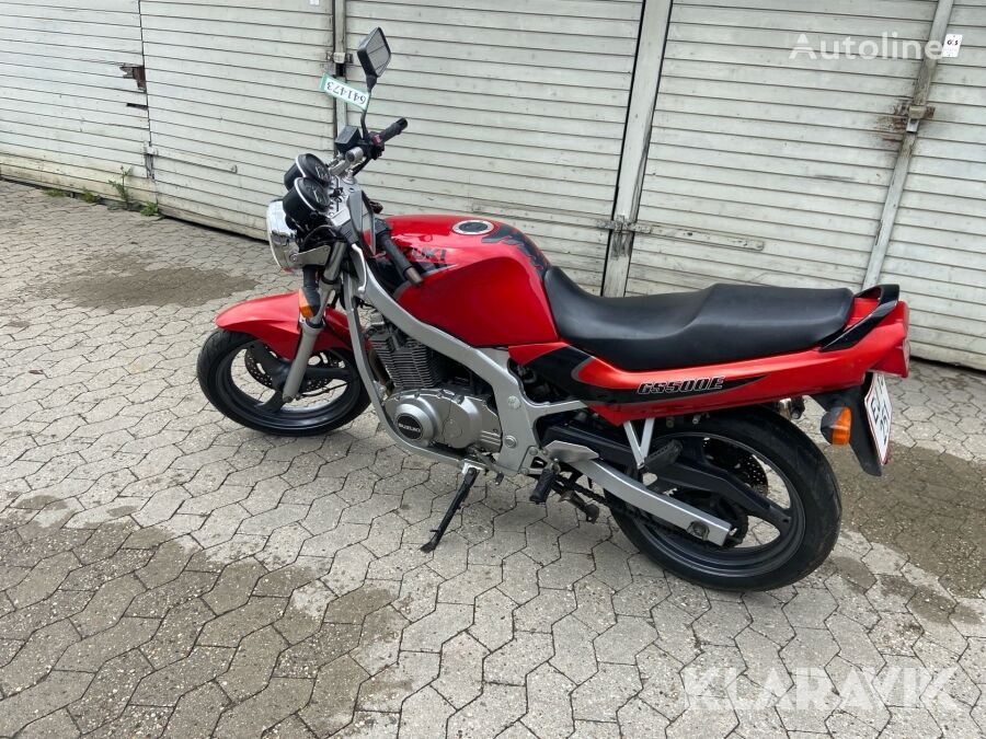 Prodaje se Suzuki GS 500E motocikl na aukciji