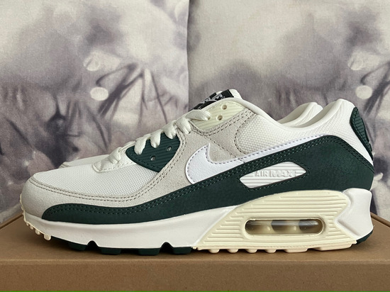 Nike Air Max 90 original br. 39 NOVO!