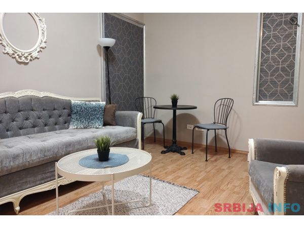 Trosoban Apartman Downtown Skadarlija new Beograd Centar