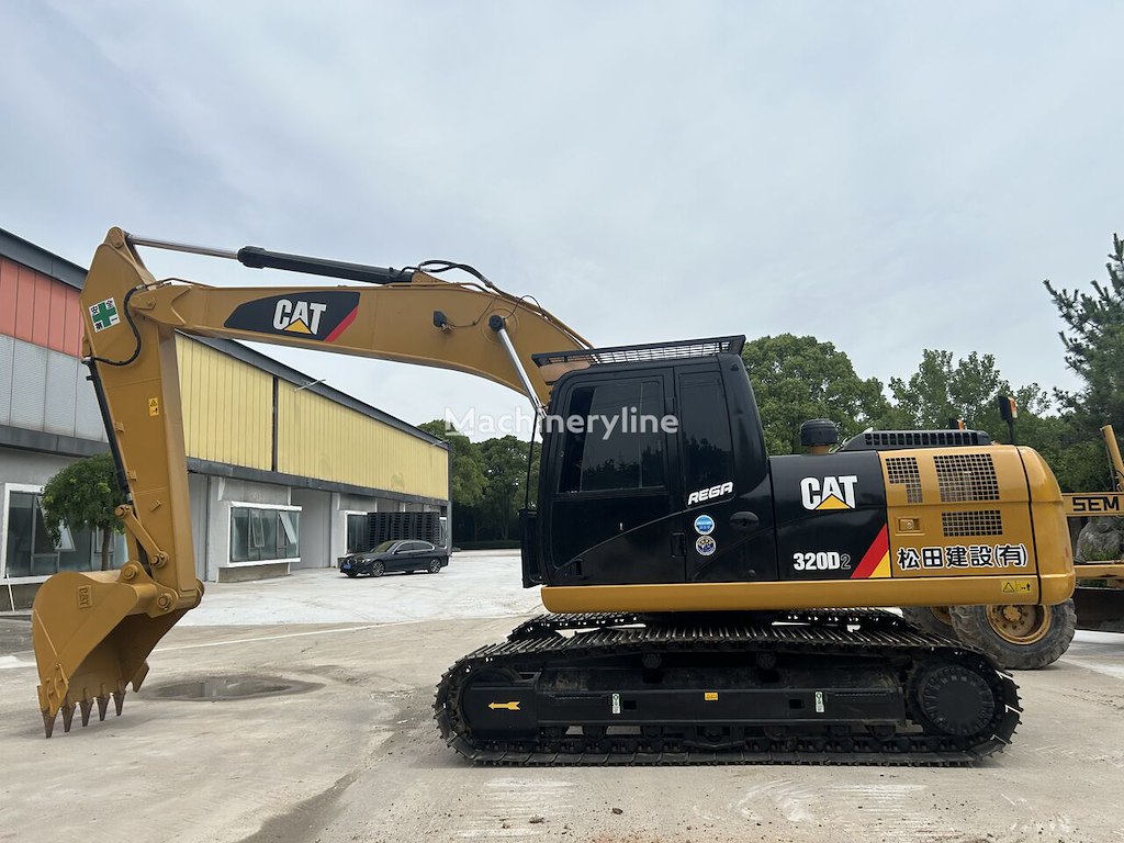 Caterpillar 320D2 bager guseničar