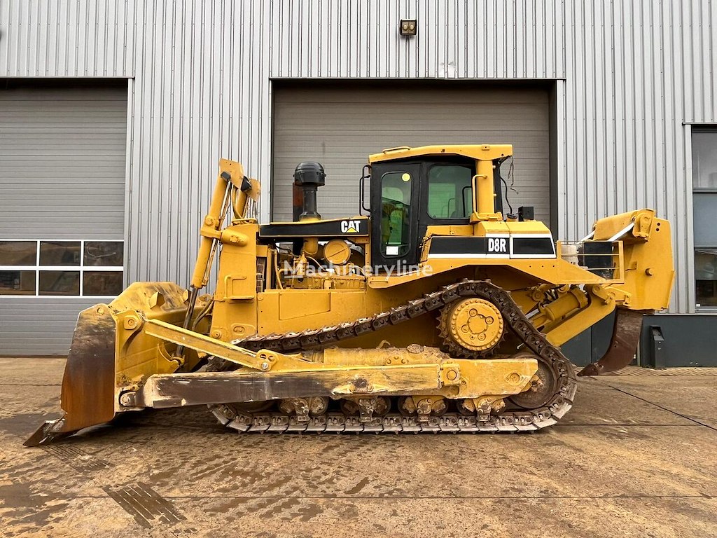 Caterpillar D8R - Single shank ripper buldožer