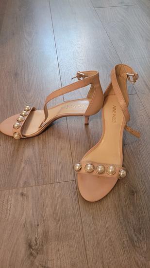 Nine West sandale