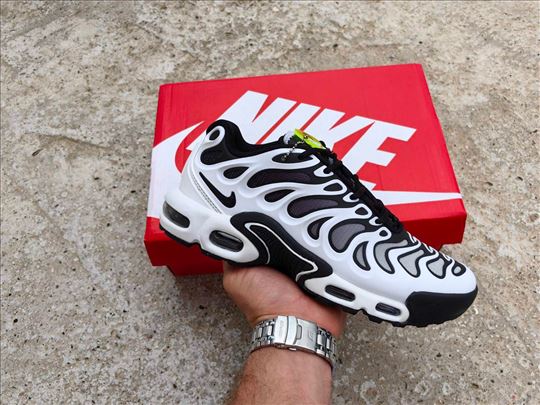 Nike Air Max Plus Drift Panda