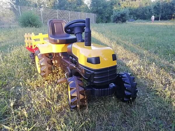 Traktor na pedale Biberoglu sa prikolicom – žuti, model 958