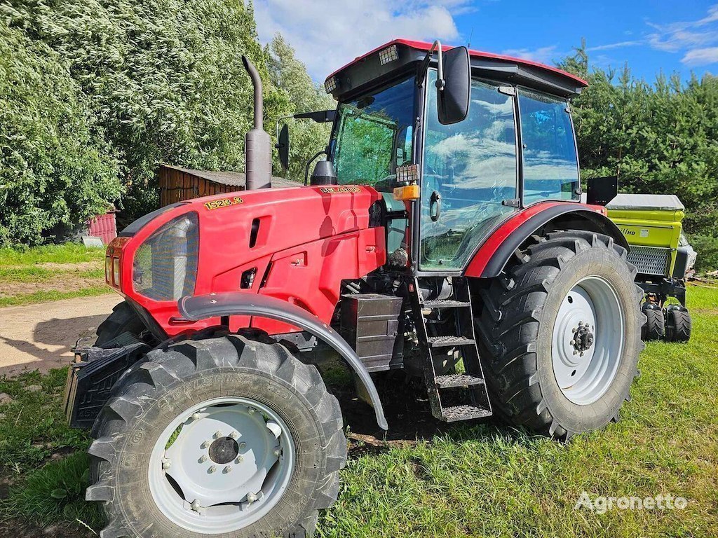 Belarus 1523.3 traktor točkaš