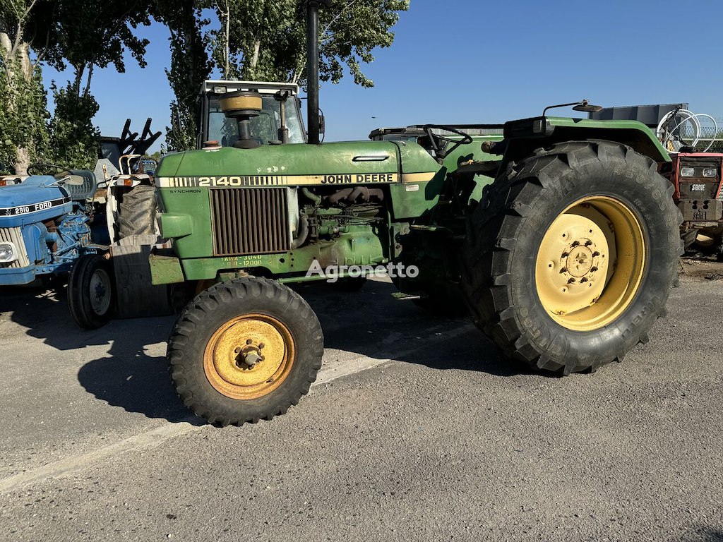 John Deere 2140 traktor točkaš