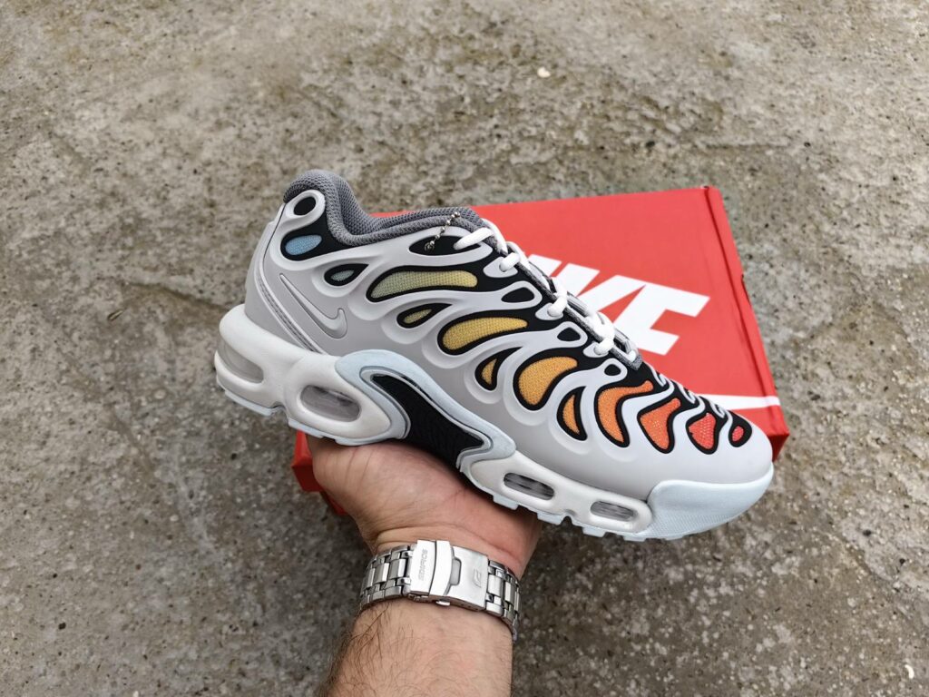 Nike patike Air Max Plus Drift Light Smoke Grey