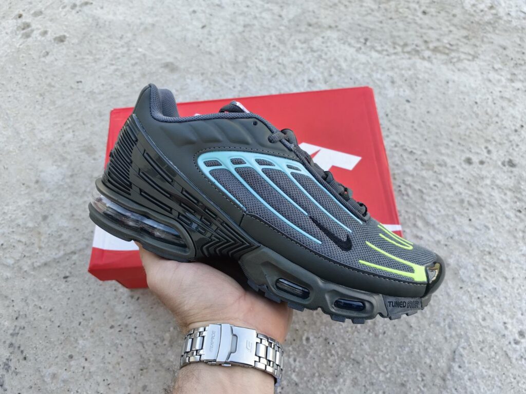 Nike patike Air Max Plus TN 3 Black Iridescent