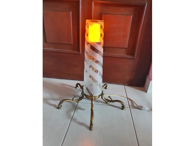 Lampa br.6