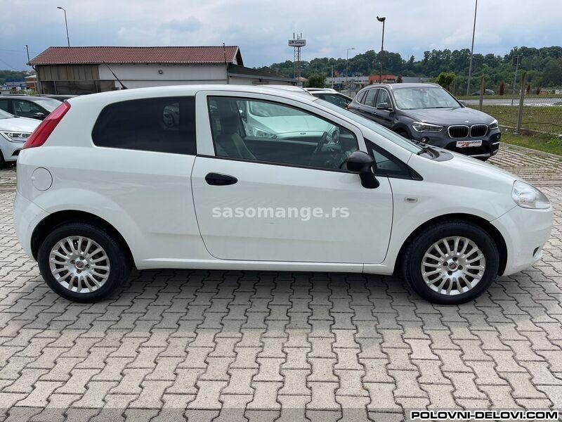 Fiat Grande Punto Stakla