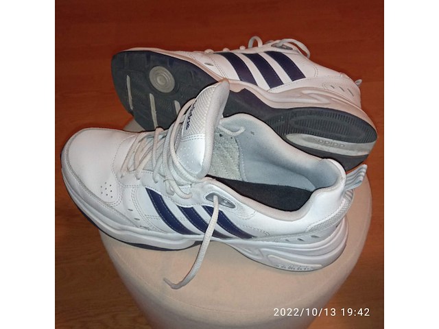 Adidas Patike Strutter 44