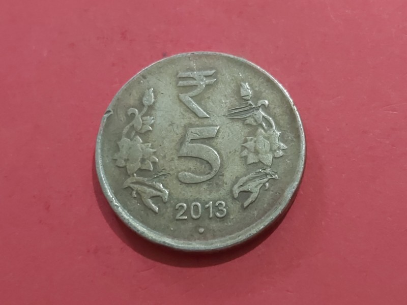 Indija - 5 rupees 2013 god