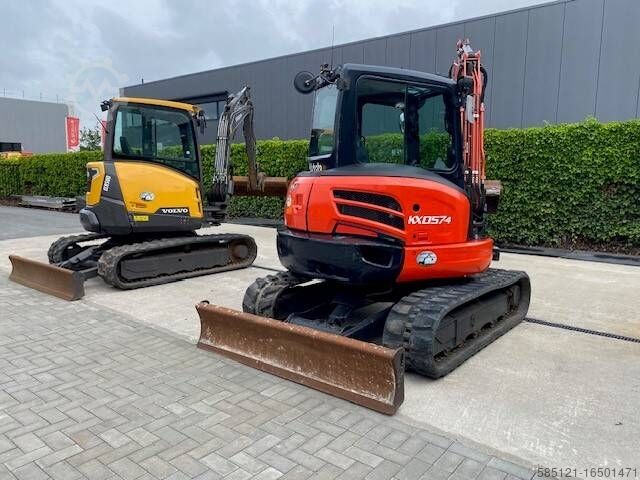 Mini bageri
Kubota KX 057-4