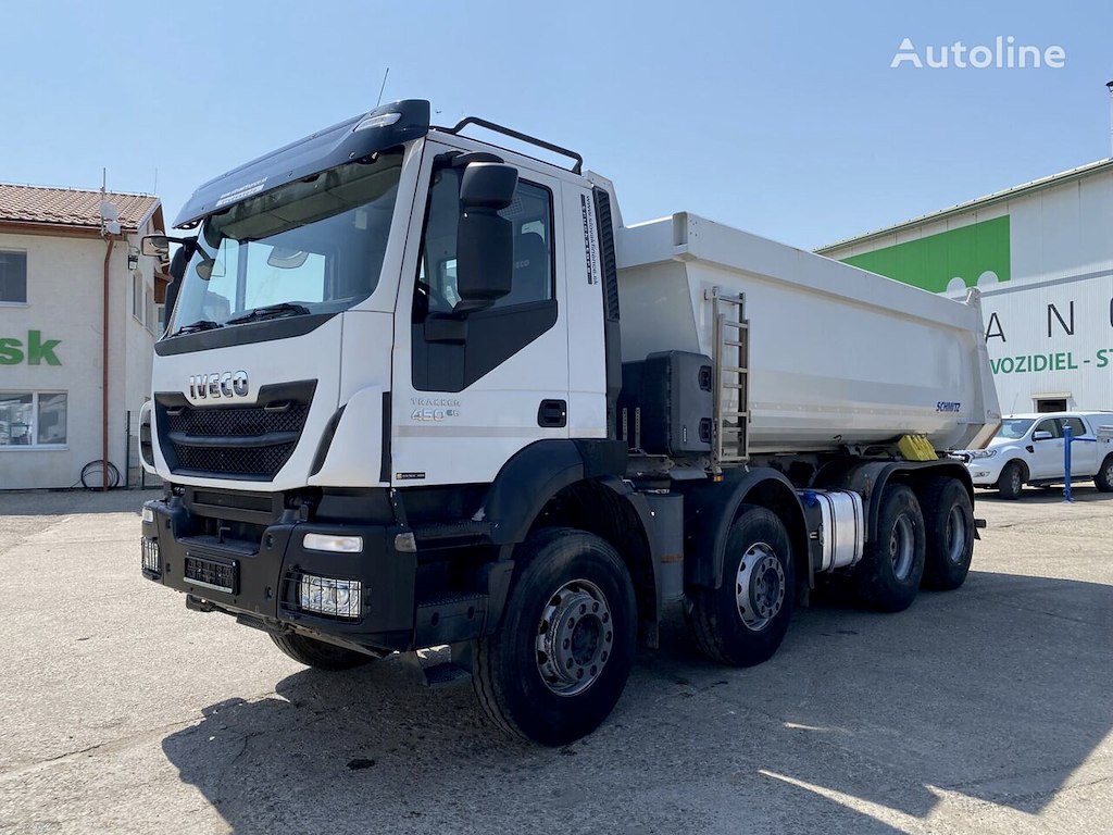 IVECO TRAKKER 450 kiper