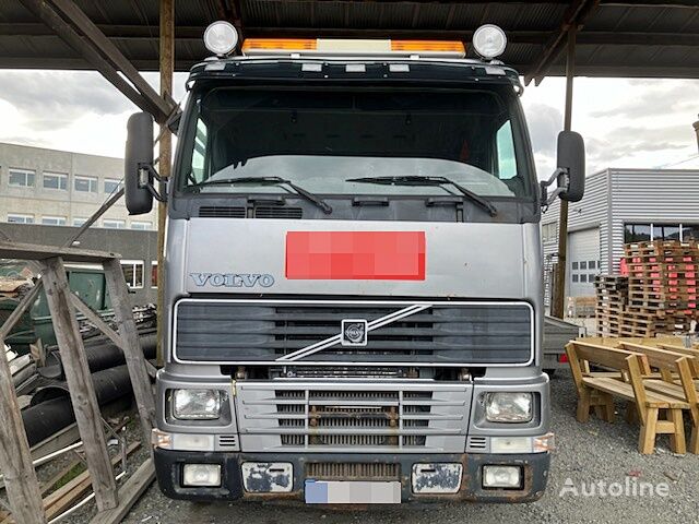 Volvo FH12 6x2 crane FASSI F240-24 MANUAL kamion s ravnom platformom