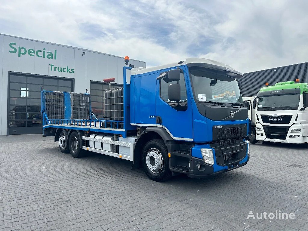 Volvo FE 250 6x2 Euro 6 Oprijwagen / Machine transporter autotransporter