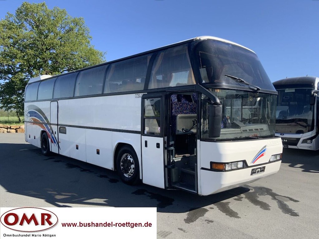 Neoplan N 116 turistički autobus