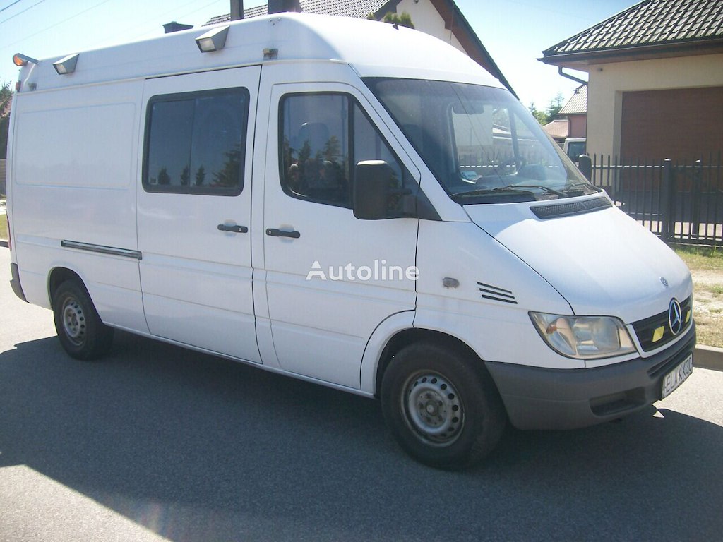 Mercedes-Benz Sprinter , Kamper putnički minibus