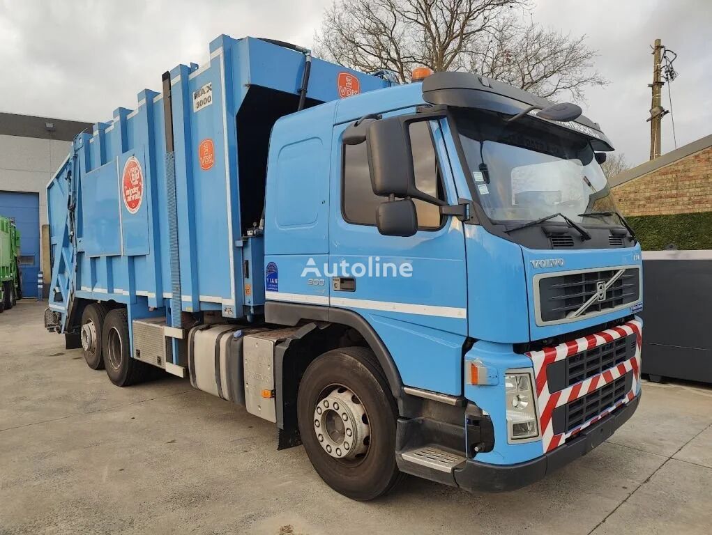 Volvo FM 300 6X2 Euro4 VDK PUSHER 3000 MAX Waste collector / Müllwagen kamion za smeće