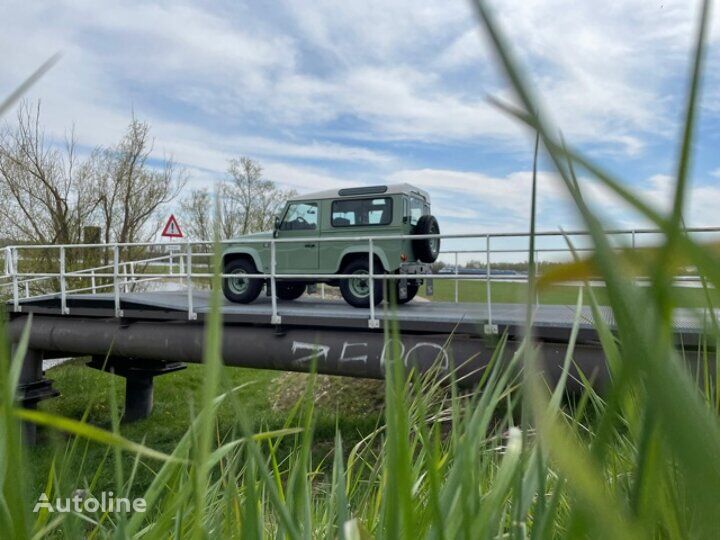 Land Rover 90 terenac