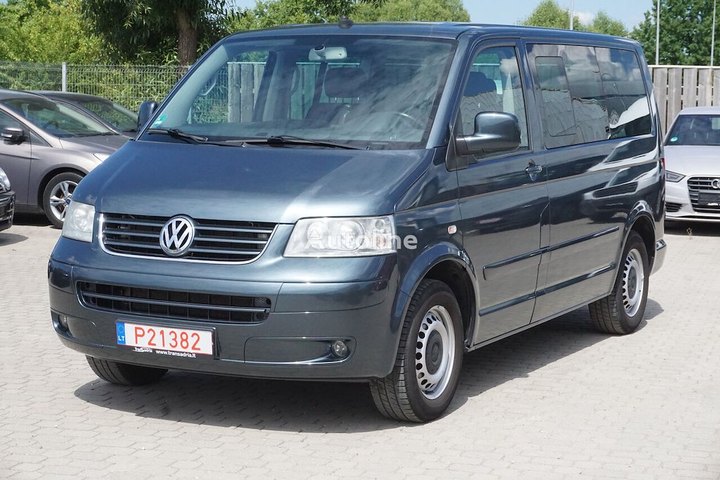 Volkswagen MULTIVAN karavan