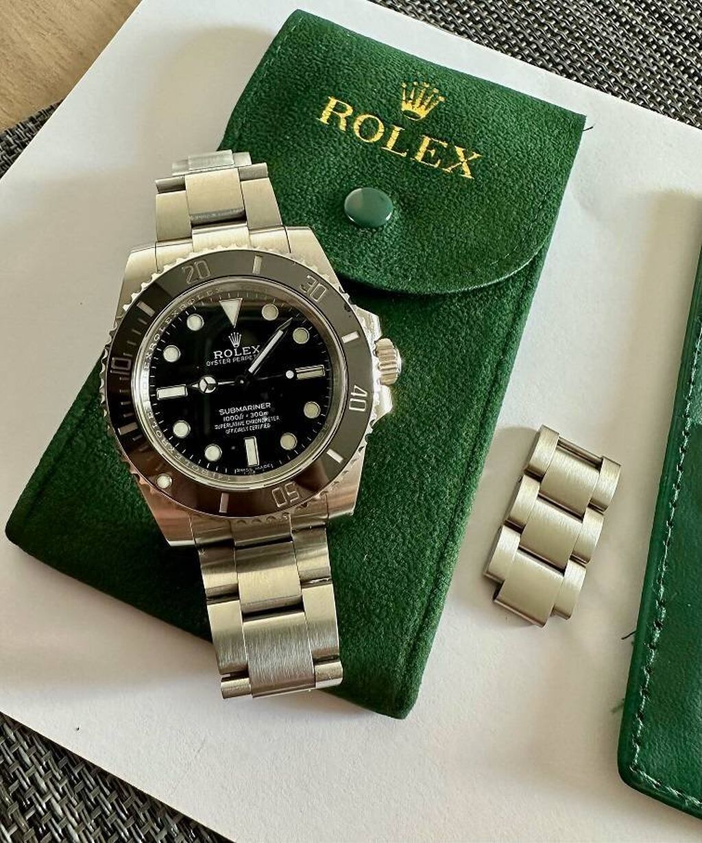 Rolex Submariner 124060 odličan sat U perfektnom stanju očuvan