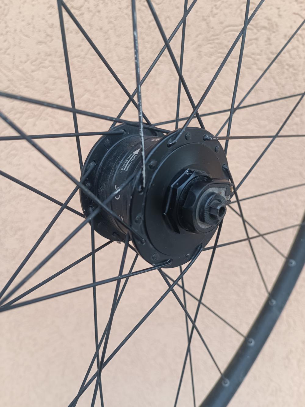 Shimano dinamo glava za disk CL