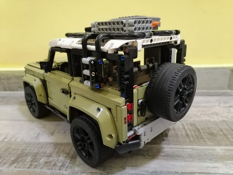 Lego Technic 42110 Land Rover Defender