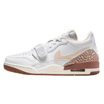 NIKE Patike Air Jordan Legacy 312