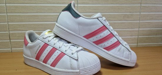 Adidas Superstar