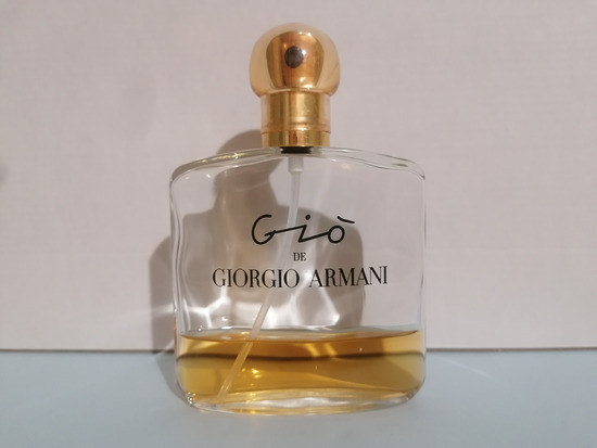 Giorgio Armani Gio, rezz T.