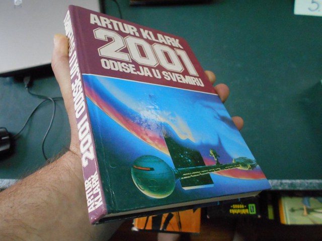 Artur Klark -  2001: ODISEJA U SVEMIRU