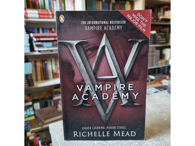 Vampire Academy - Rachel Mead, na engl