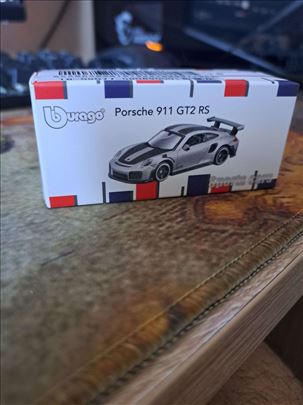 Burago Porsche 911 GT2 RS 1:64