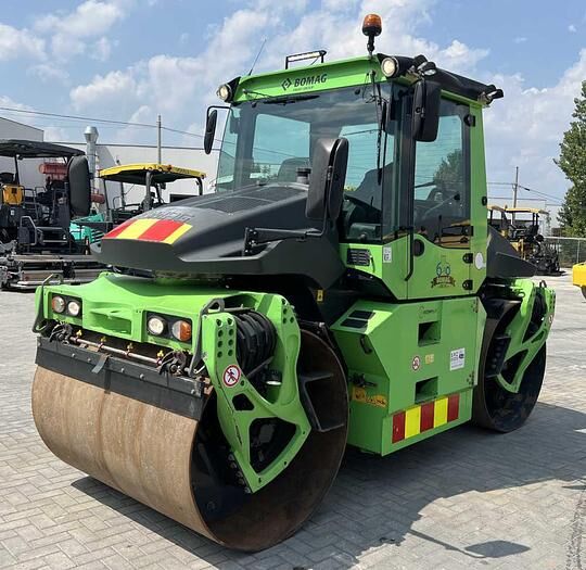 BOMAG BW 174 AP-4i valjak za asfalt