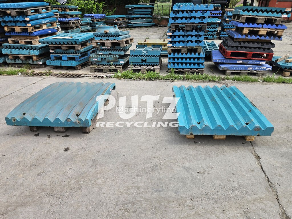 Metso LT105 Jaws 18%Mn2%Cr N11928918 / MM0242223 / N11928919 / MM0242224 Jaw Plate set, fixed jaw, swing jaw, Brechbacken, wear patrs Metso LT105, C105 za Metso LT105, C105 postrojenja za drobljenje