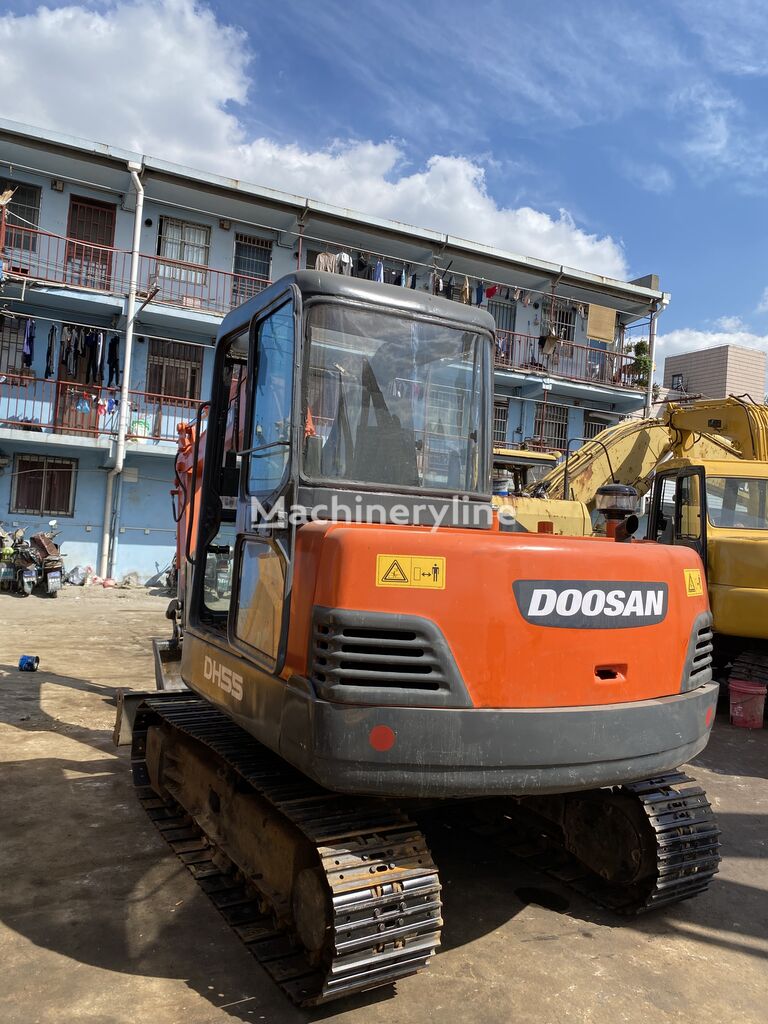 Doosan DH55 bager guseničar