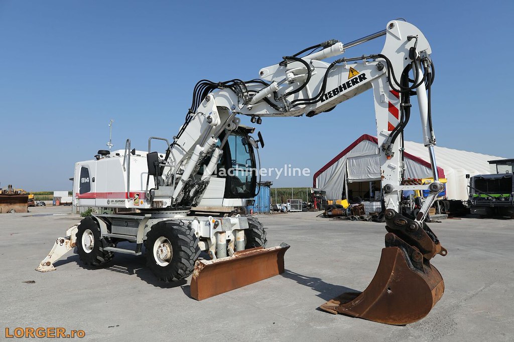 Liebherr A914 bager točkaš