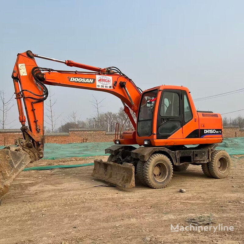 Doosan DH150 bager točkaš